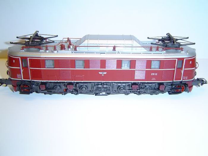 Märklin 3469 - E19 met Hoogvermogen en Lokpilot mfx - 3rail Wiki