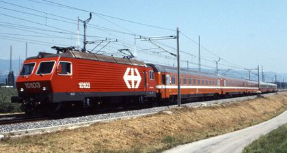 Bouwserie Re 4/4 IV - 3rail Wiki